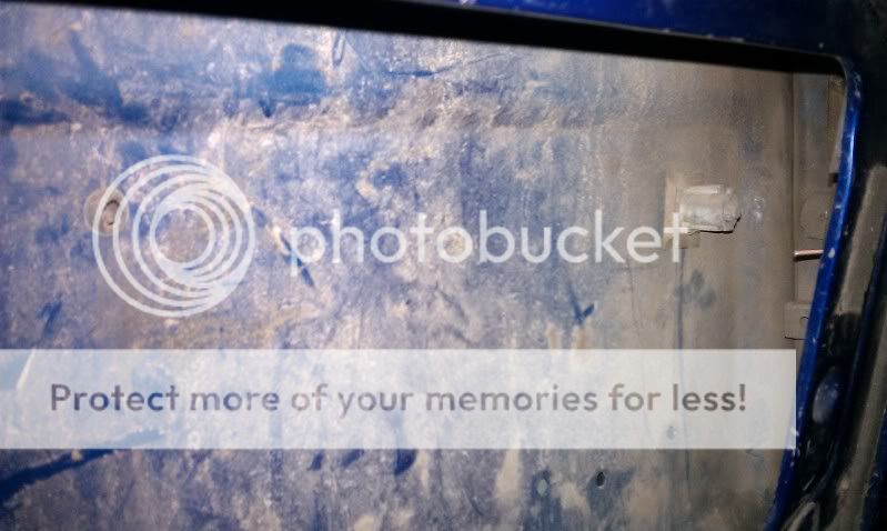 96 Missing tailgate key switch | Bronco Forum - Full Size Ford Bronco Forum