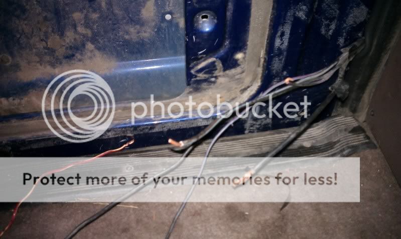 96 Missing tailgate key switch | Bronco Forum - Full Size Ford Bronco Forum