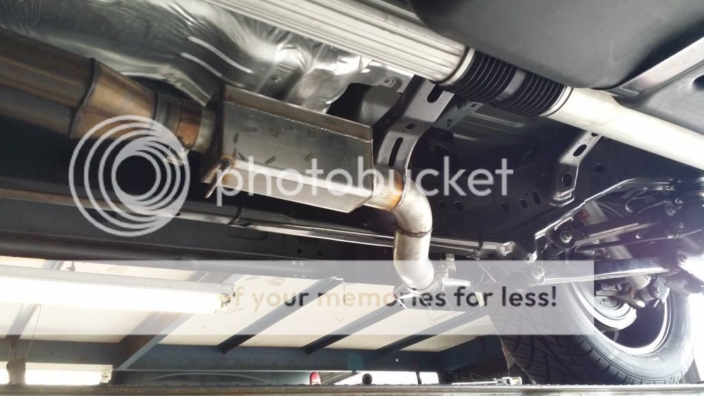 Nascar style side exit exhaust on my '14 8spd | DodgeTalk Forum