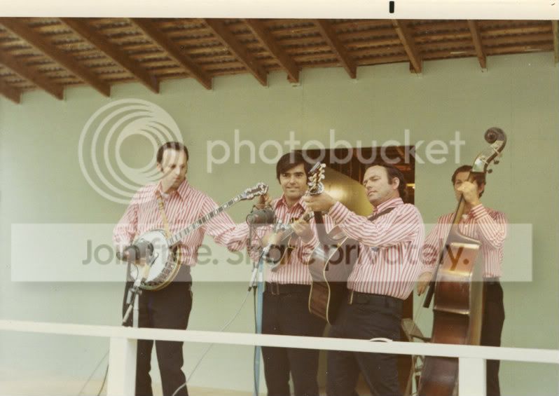 Our pictures of other banjo players - Discussion Forums - Banjo Hangout