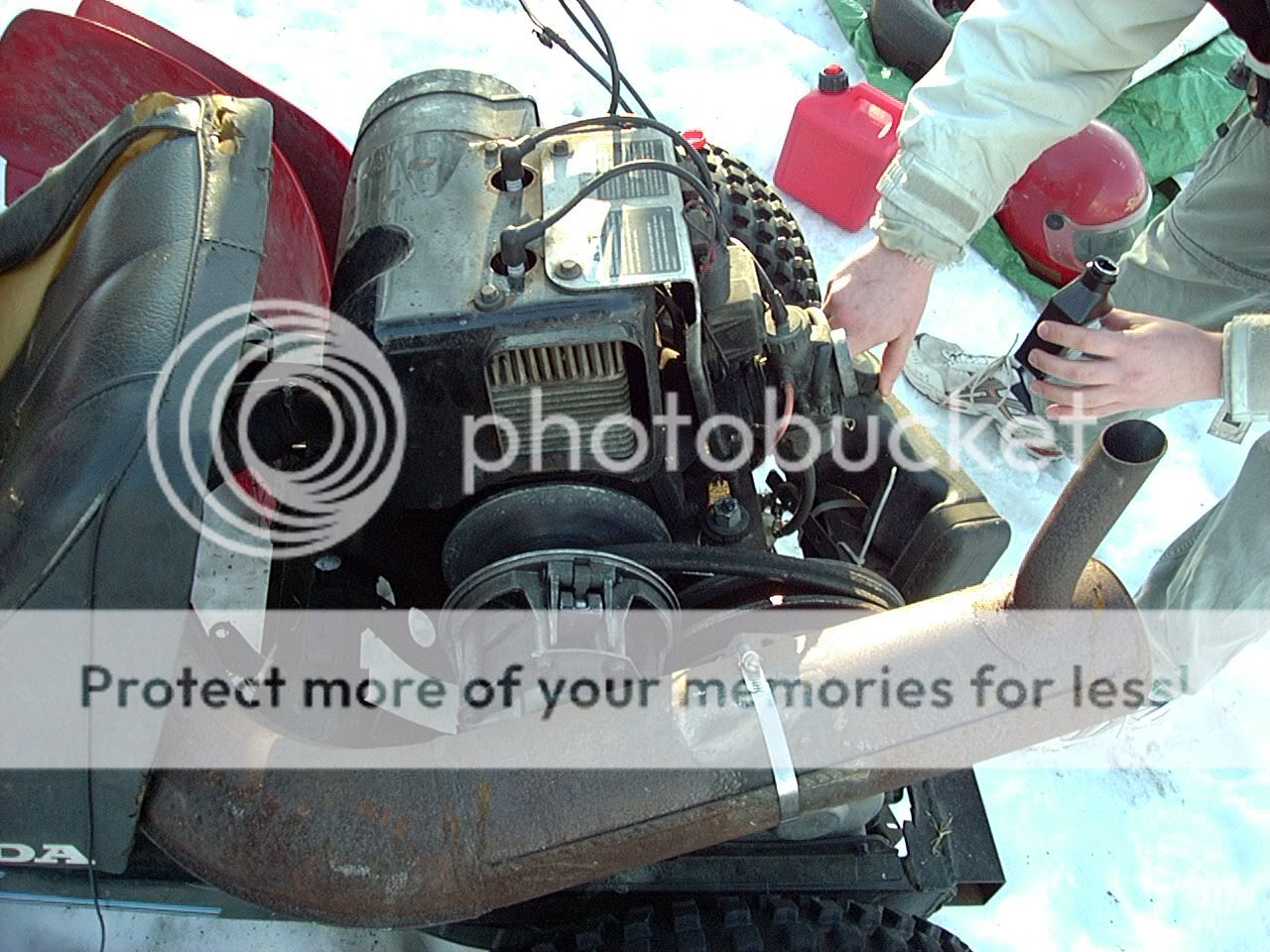 What engine is this?! | Snowmobile Fanatics