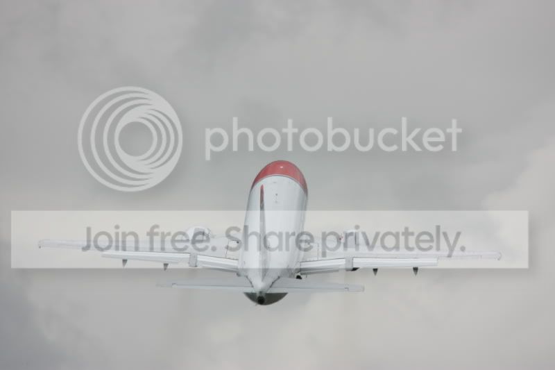 Lasham movement - Aviation Photography - Britmodeller.com