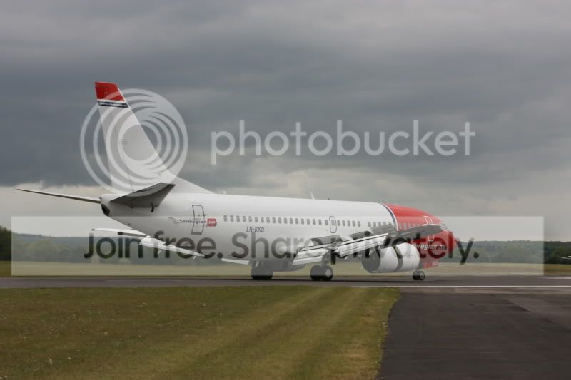 Lasham movement - Aviation Photography - Britmodeller.com